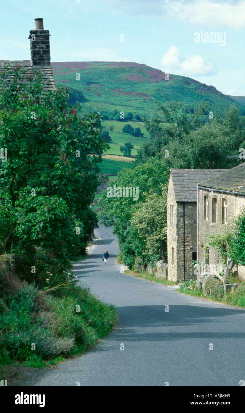 Street scene, village of Appletreewick, Wharfedale, Yorkshire Dales ...