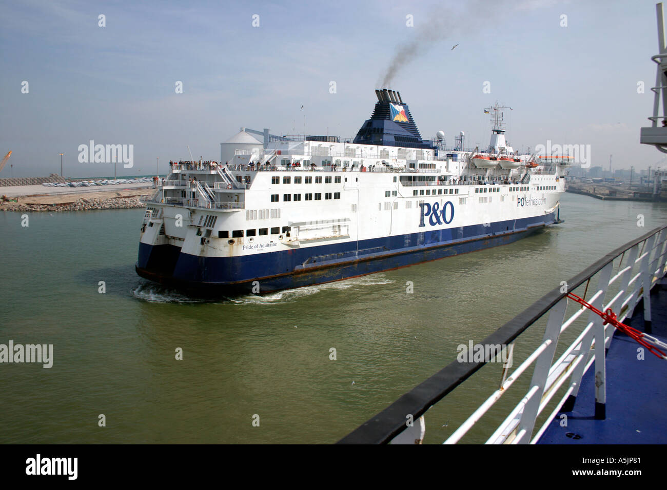 P and O Ferry Calais Harbour Stock Photo - Alamy