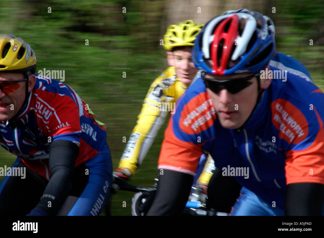 Cyclists racing hi-res stock photography and images - Alamy