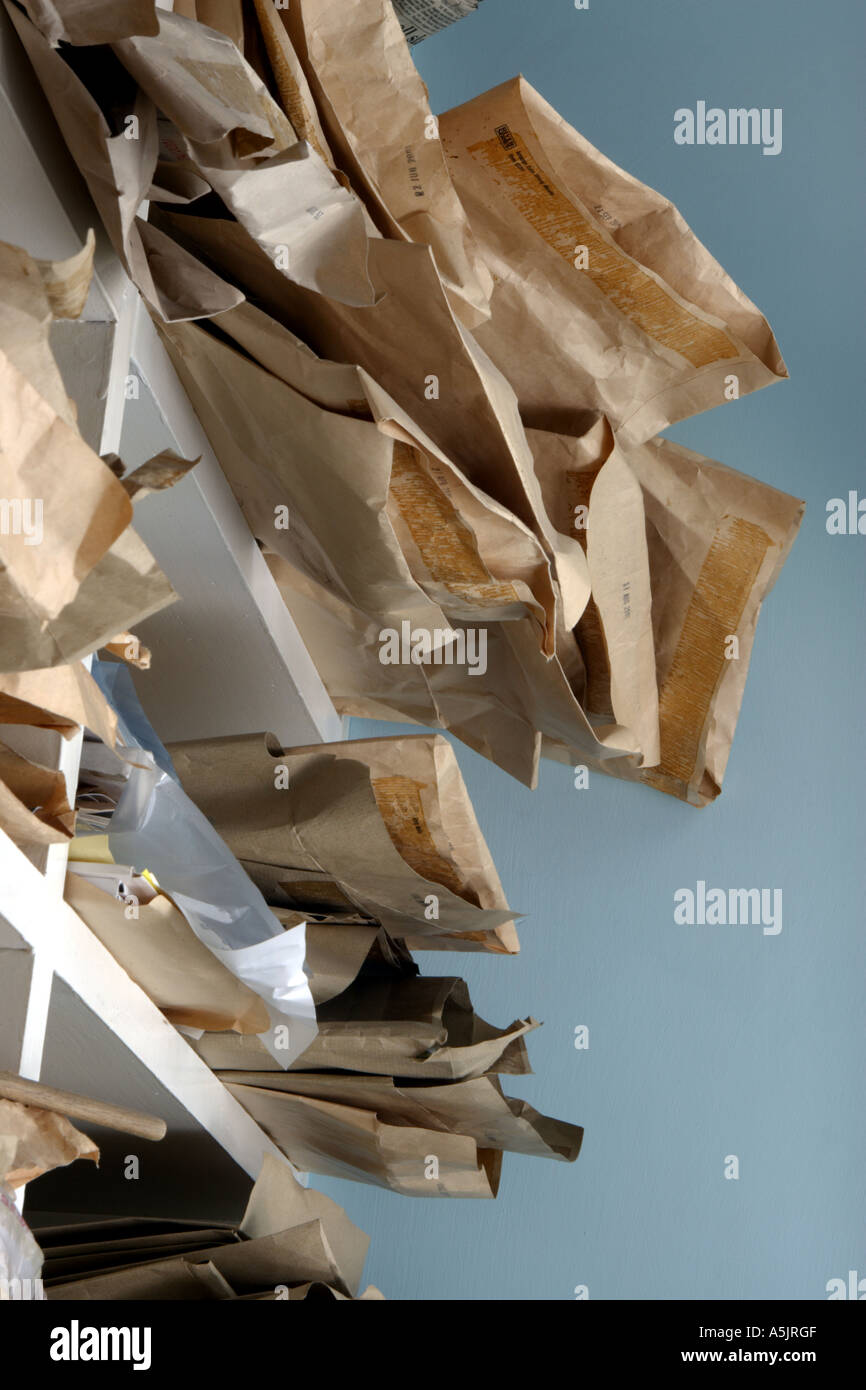 Untidy shelves hi-res stock photography and images - Alamy