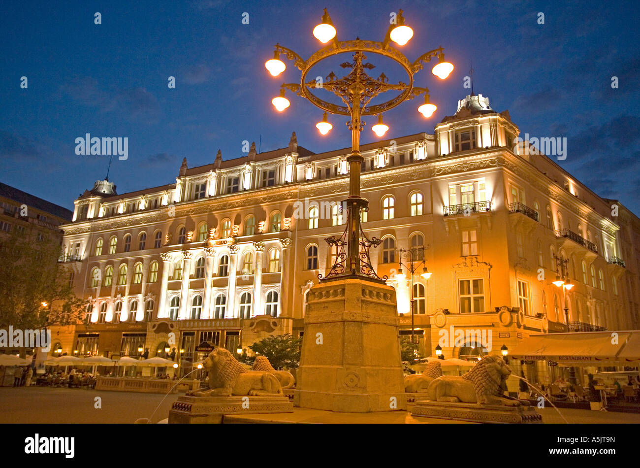 Gerbeaud coffee house hi-res stock photography and images - Alamy