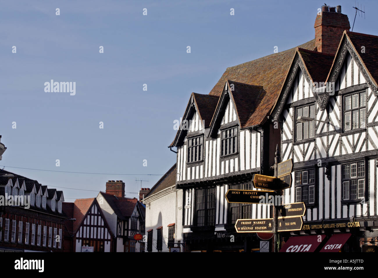 Elizabethan markets hi-res stock photography and images - Alamy