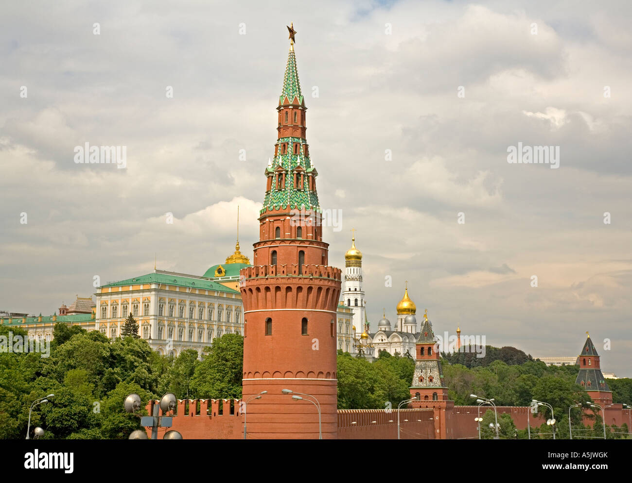 The Kreml Wall with Water raising Tower or Sviblov Tower, Moscow ...