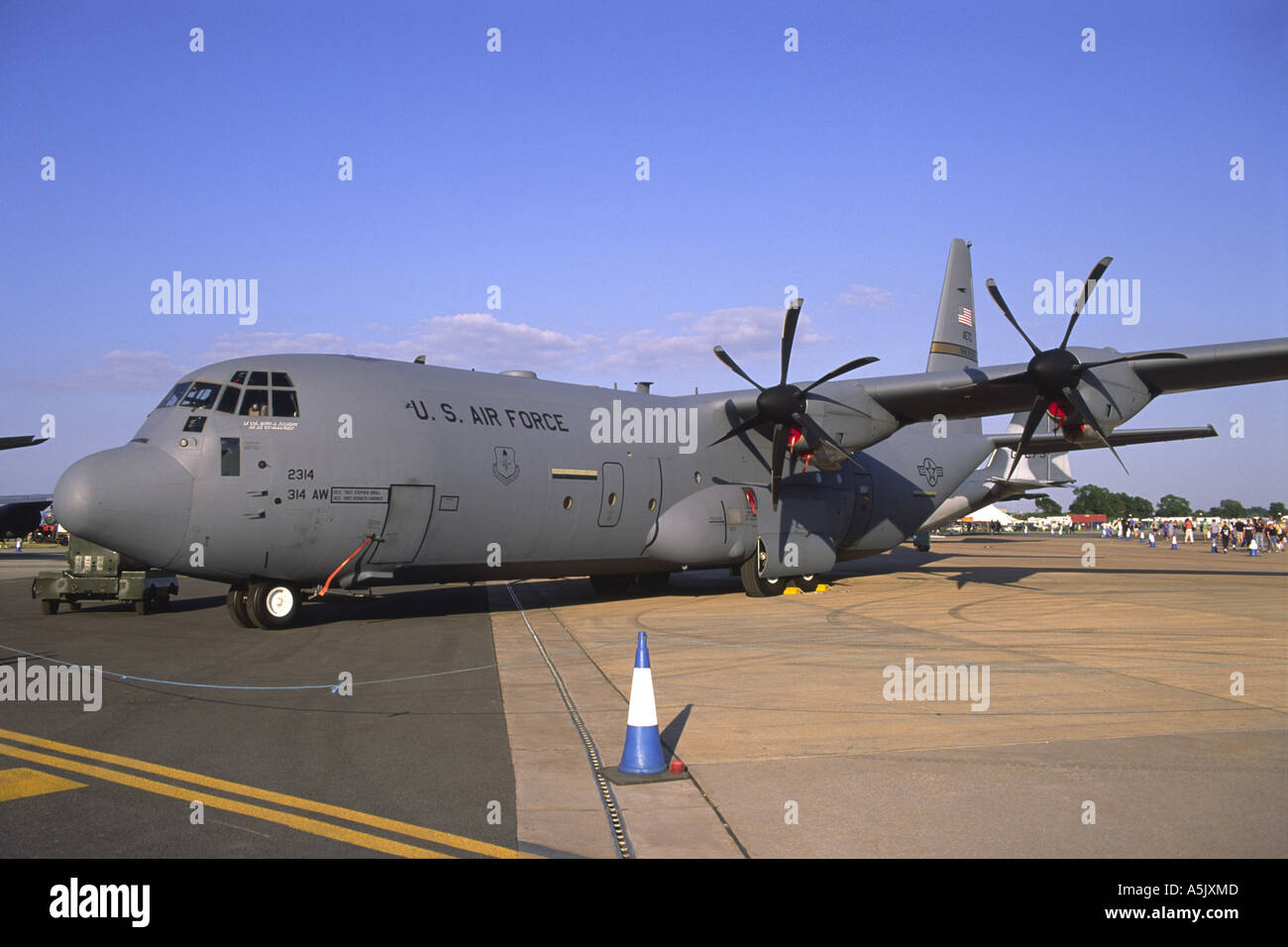 Lockheed C-130J Hercules Stock Photo - Alamy