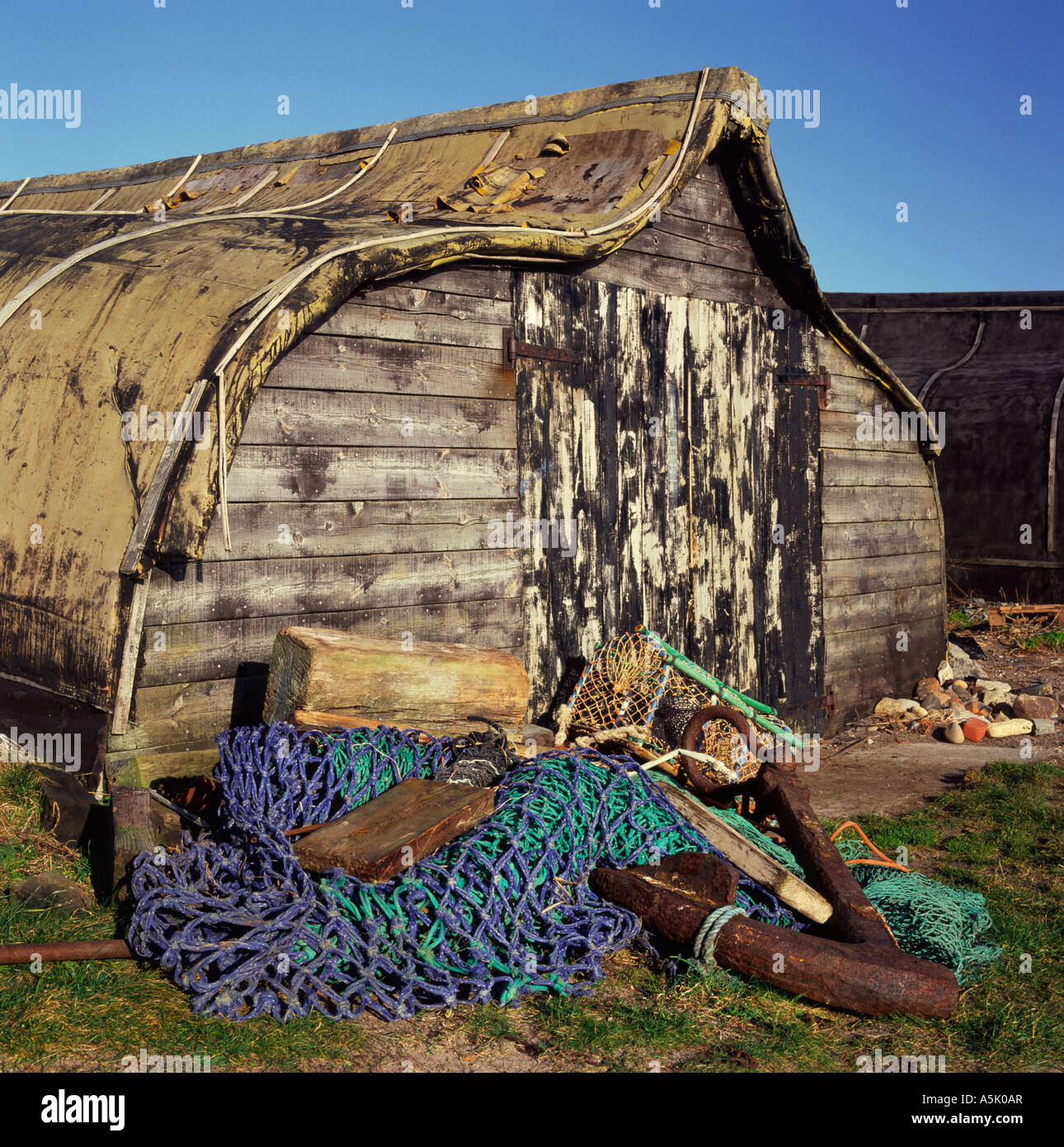 Traditional fishermans anchor hi-res stock photography and images - Alamy
