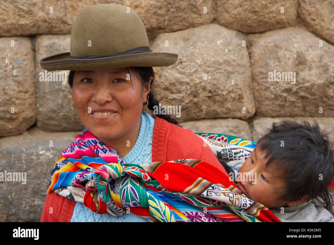 Native american child traditional adult hi-res stock photography and ...