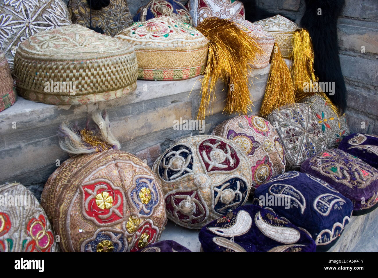 Uzbek souvenirs, caps (tyubeteyka), manual work Stock Photo - Alamy