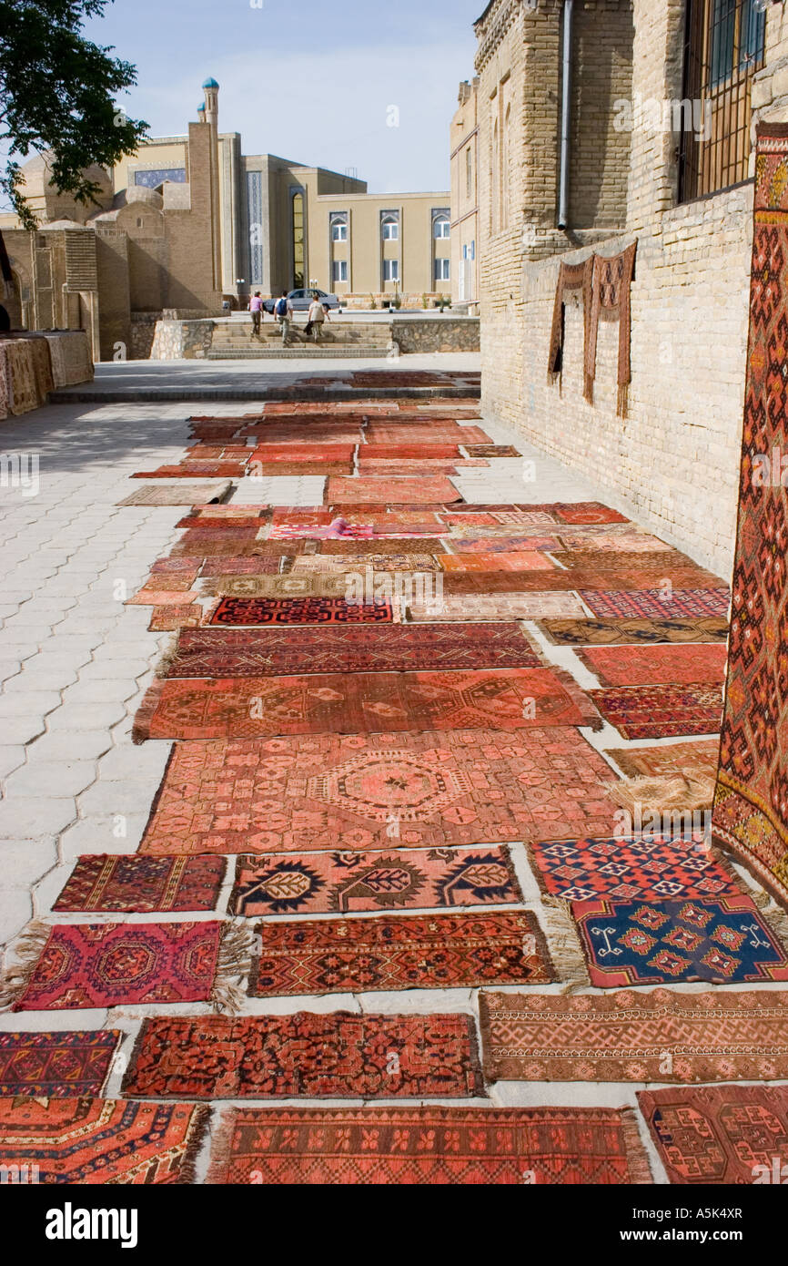 Uzbek carpet hi-res stock photography and images - Alamy