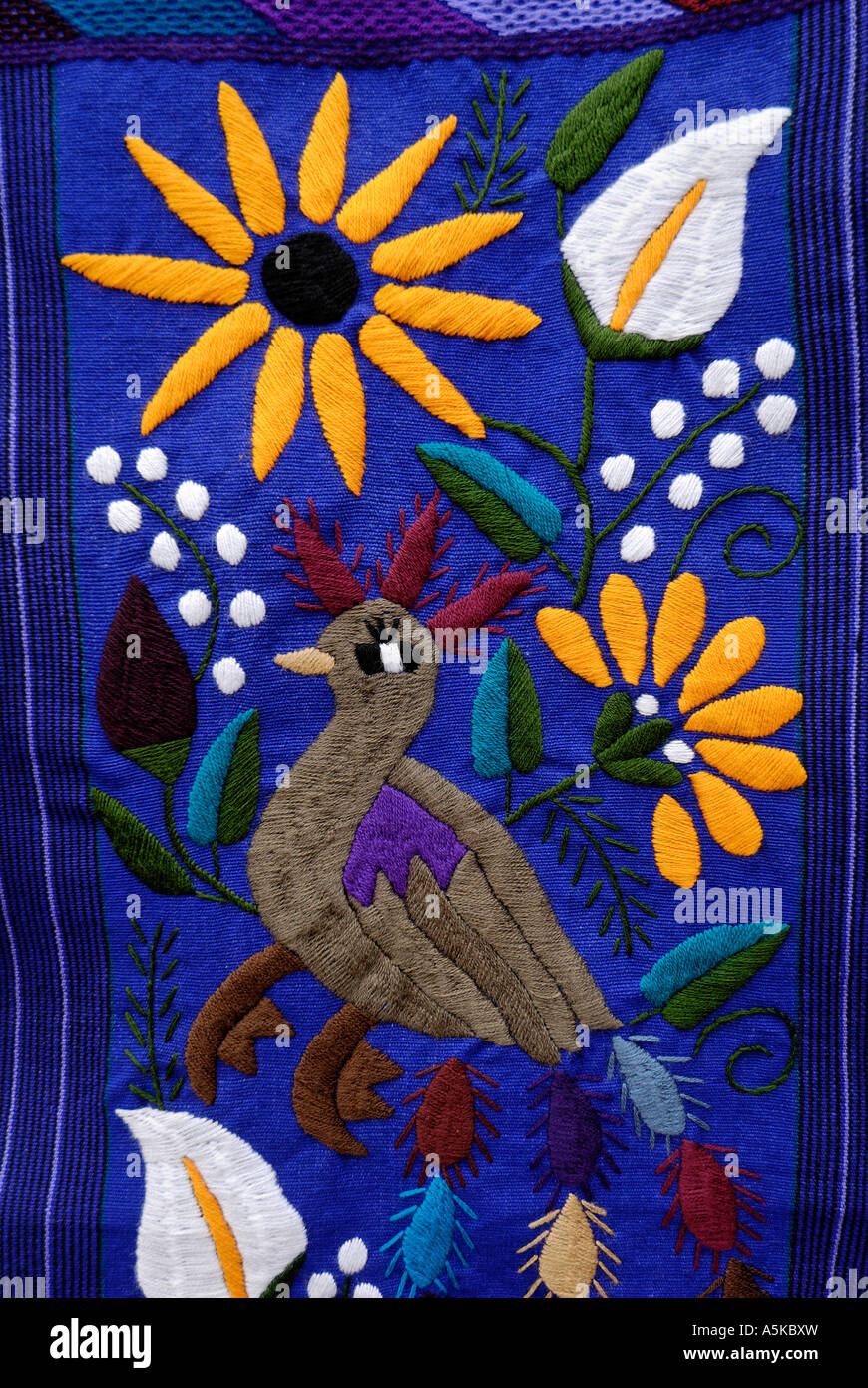 Mexico chiapas embroidery hi-res stock photography and images - Alamy