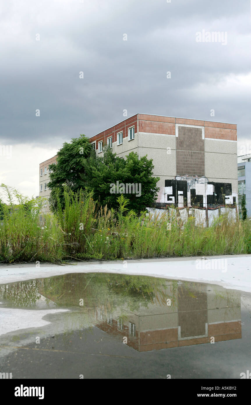 Empty block of flats in East Berlin Stock Photo - Alamy