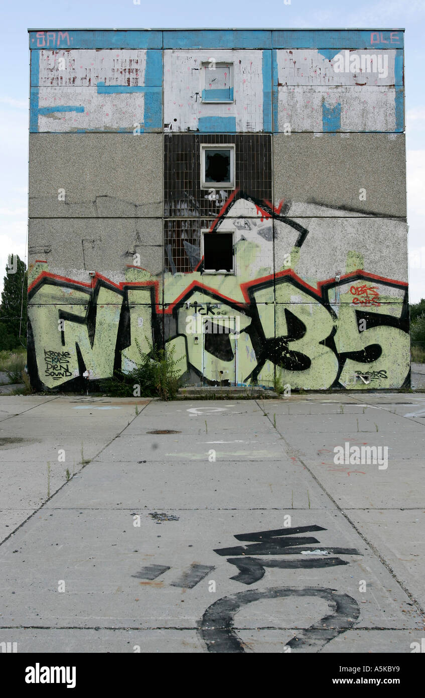 Graffitos hi-res stock photography and images - Alamy