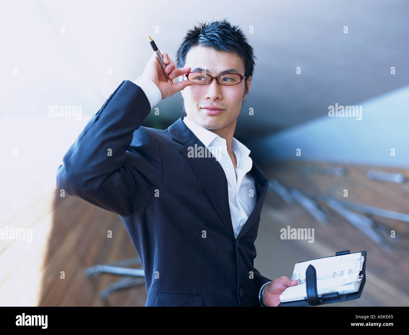 Distracted at work hi-res stock photography and images - Alamy