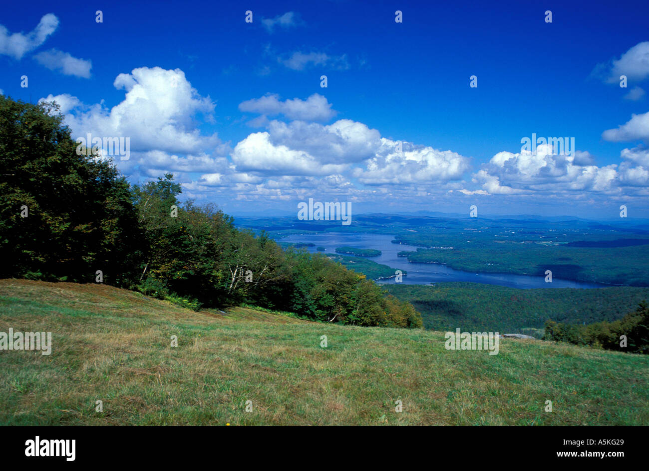 Sunapee ski hi-res stock photography and images - Alamy