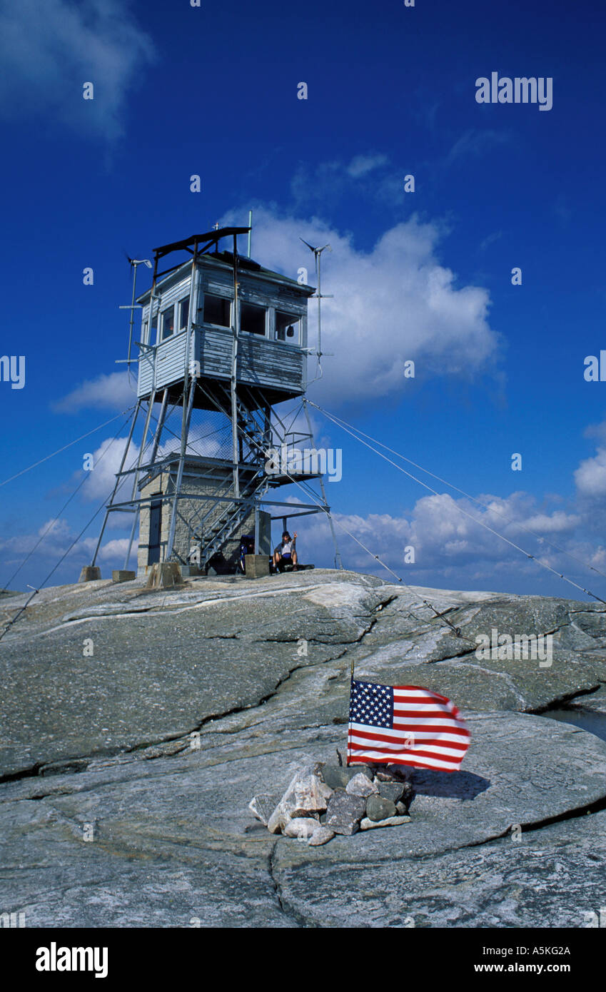 Fire lookout and American flag on Mount Cardigan Stock Photo - Alamy