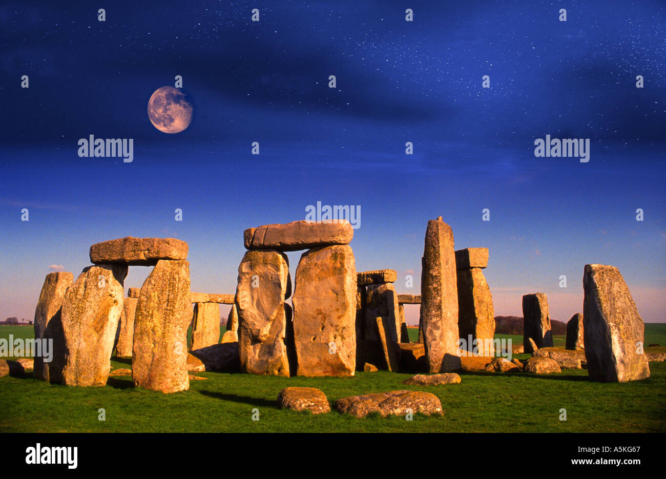 Stonehenge Full Moon