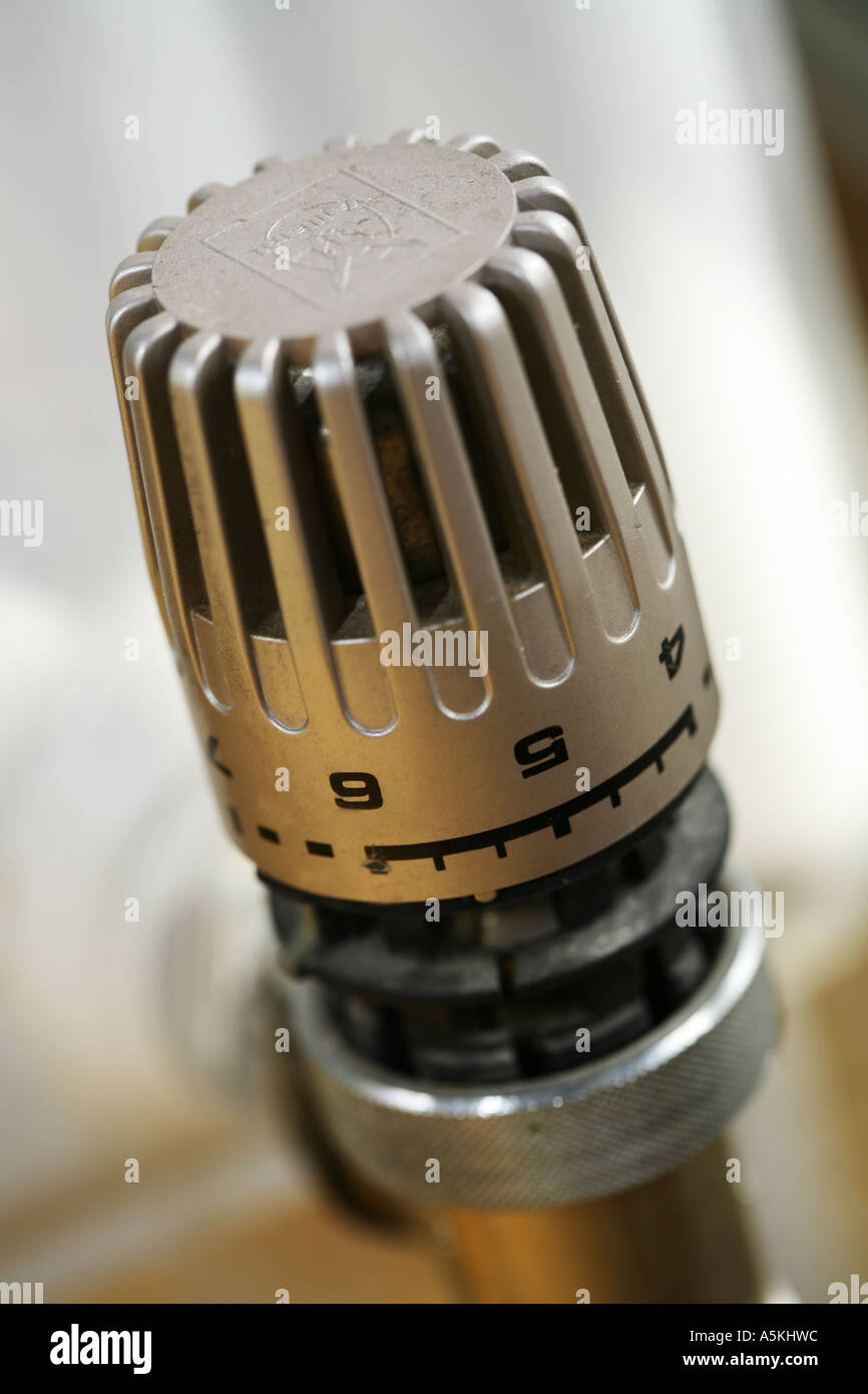 Regulating valve hi-res stock photography and images - Alamy