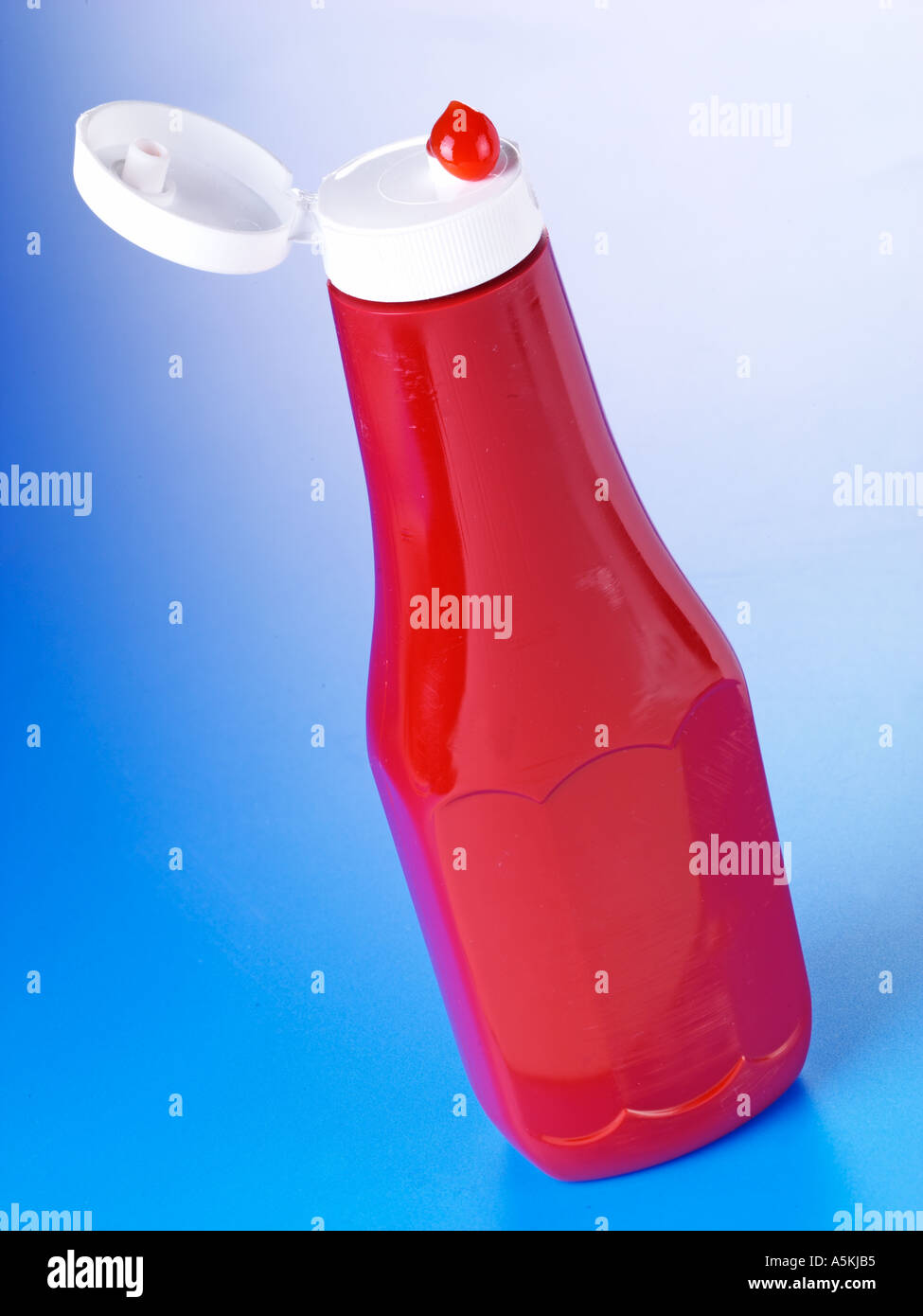 PLASTIC TOMATO KETCHUP BOTTLE Stock Photo - Alamy