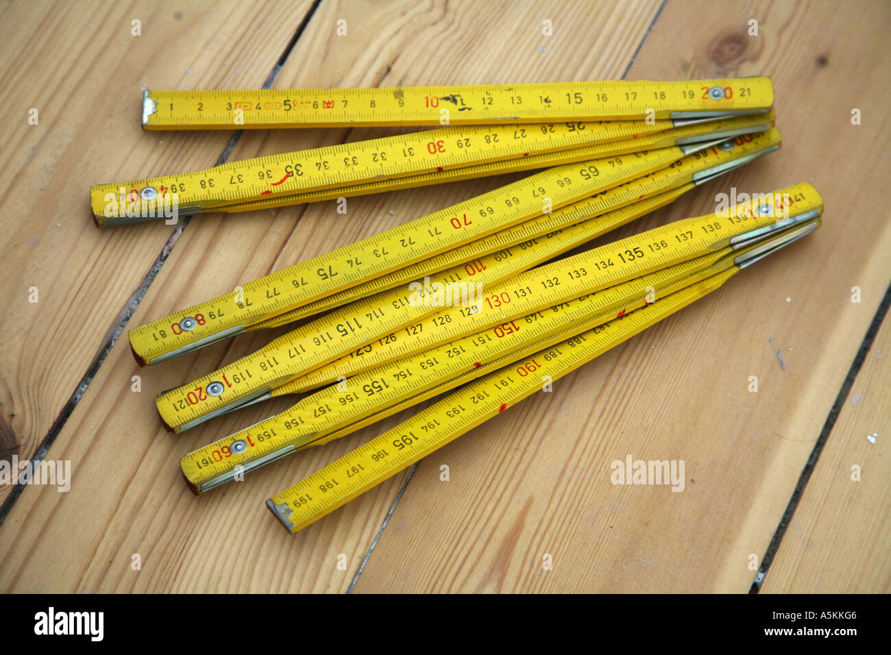 Metering rule hi-res stock photography and images - Alamy