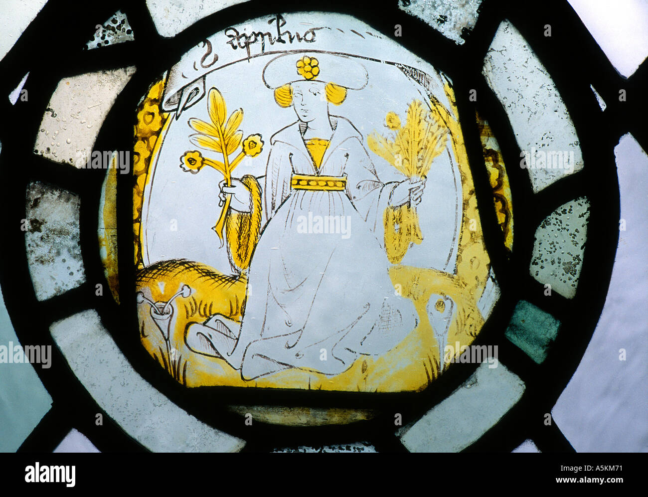 Medieval stained glass roundel labour hi-res stock photography and ...