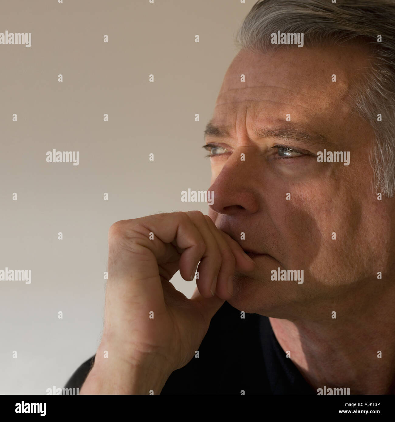 Shadow on face hi-res stock photography and images - Alamy