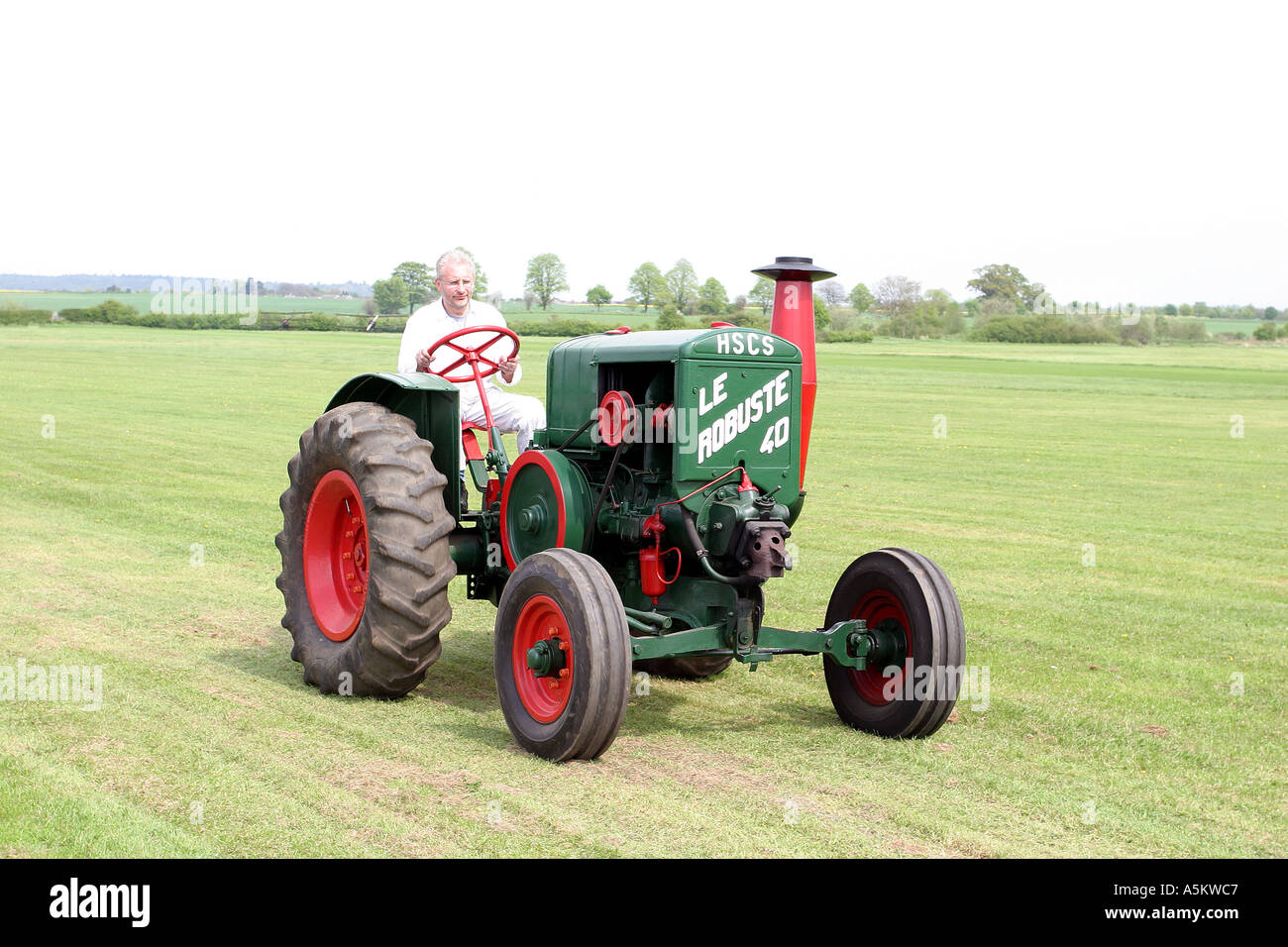 1935 Hofherr Schrantz Clayton Shuttleworth K 40 Tractor Stock Photo - Alamy