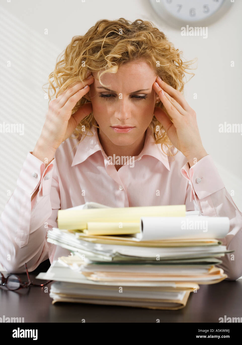 Rub temples hi-res stock photography and images - Alamy