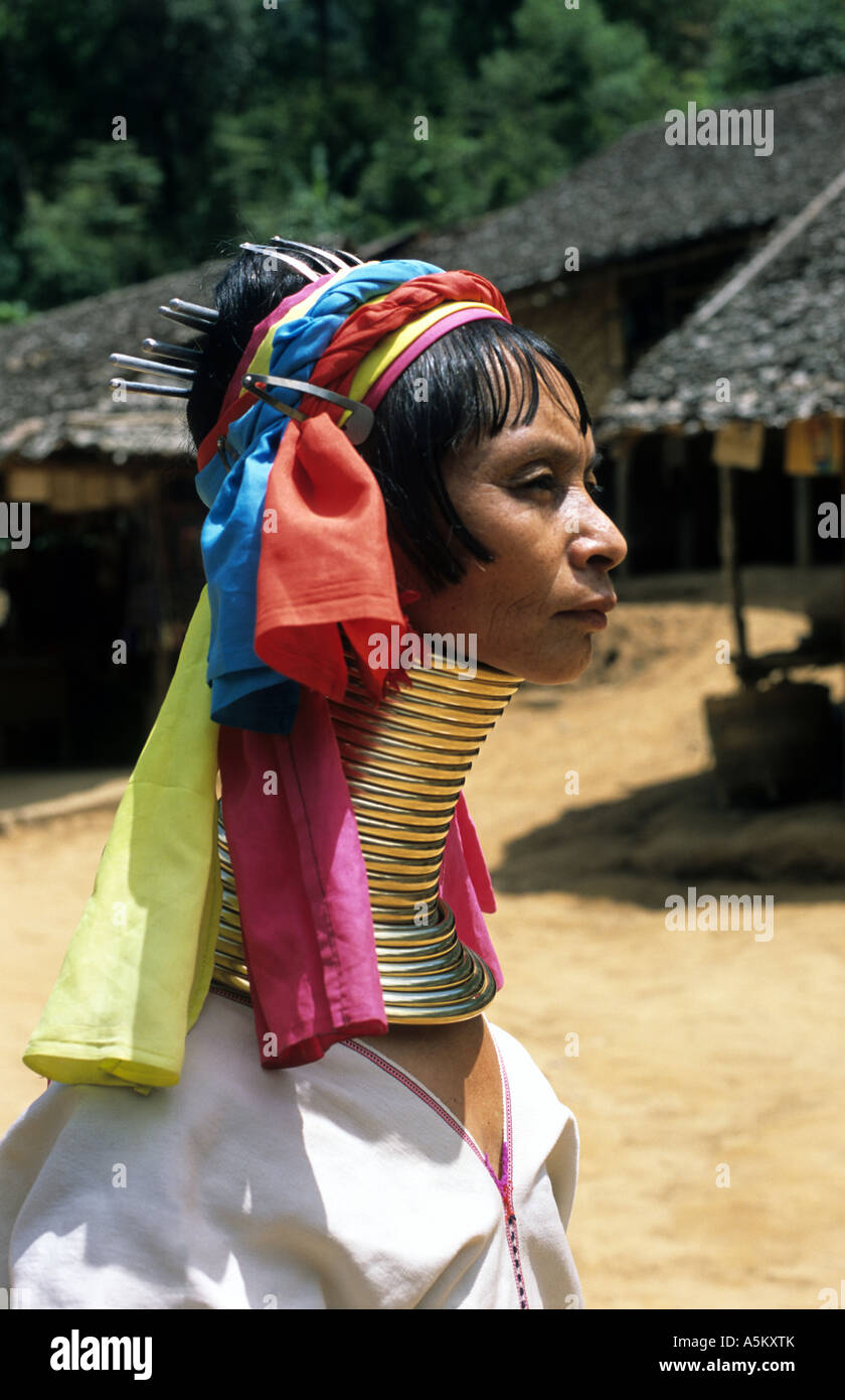 longneck Padong tribe from Burma,Myanmar. Refugee in Thailand's Mae ...
