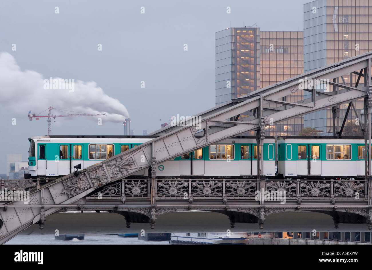 Pollution in Paris. Austerlitz bridge. Paris France Stock Photo - Alamy
