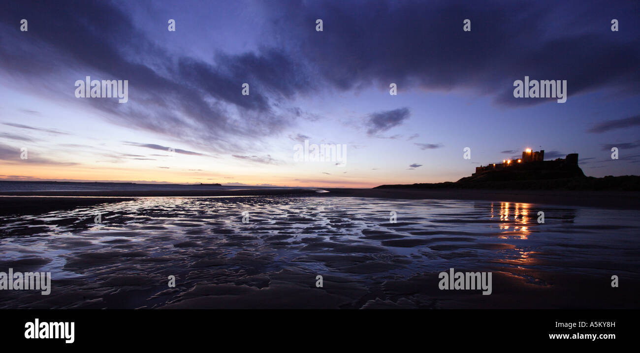 Morning light bamburgh castle hi-res stock photography and images - Alamy