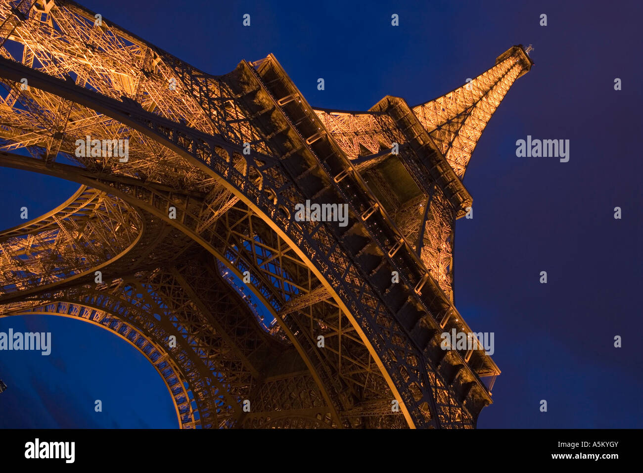 Eiffel tower nighttime view hi-res stock photography and images - Alamy