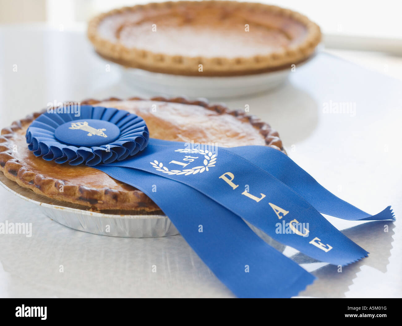Blue ribbon winning pie hi-res stock photography and images - Alamy