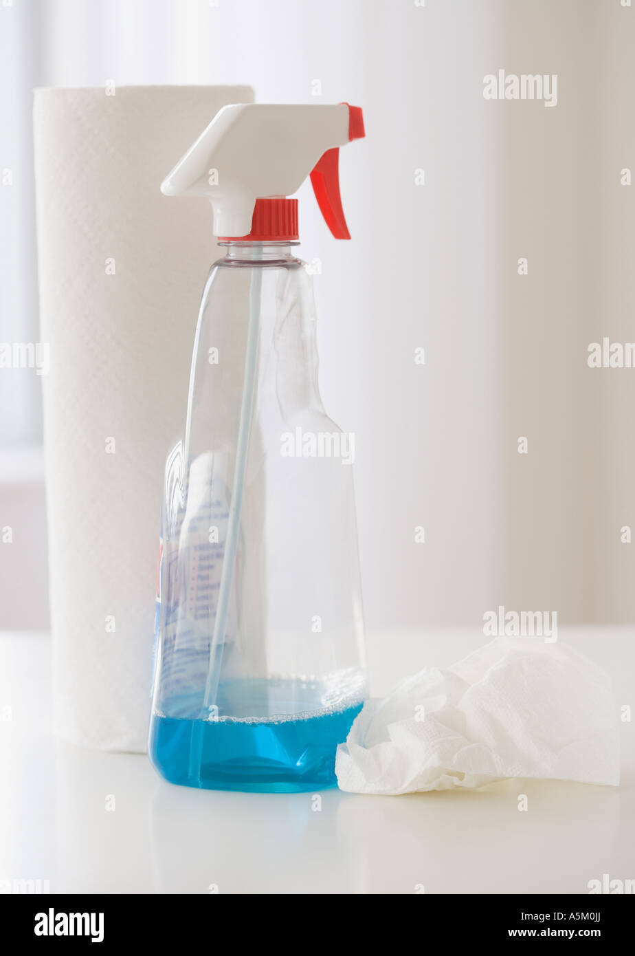 Glass cleaner hi-res stock photography and images - Alamy