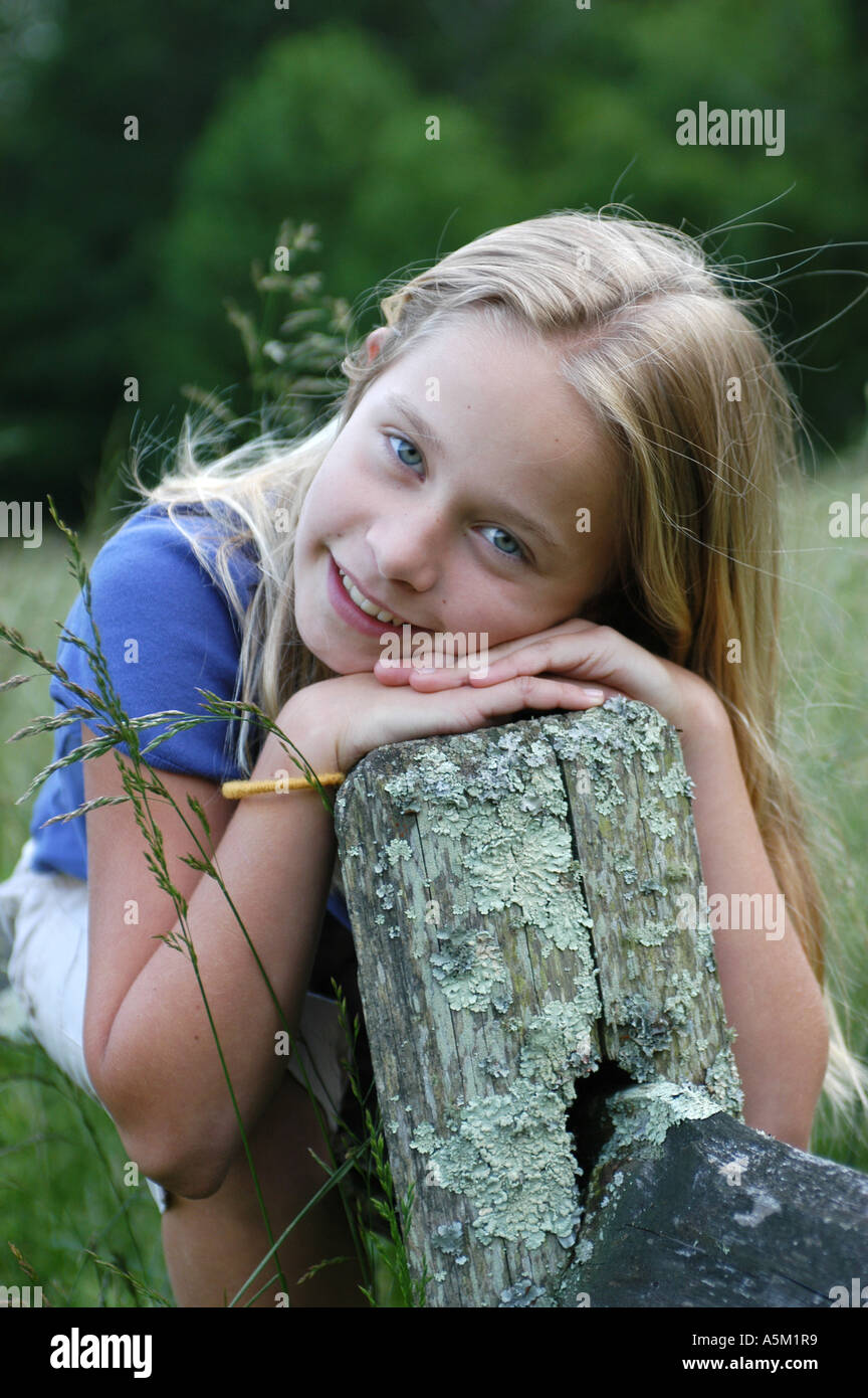 Pretty 12 year old girl hi-res stock photography and images - Alamy