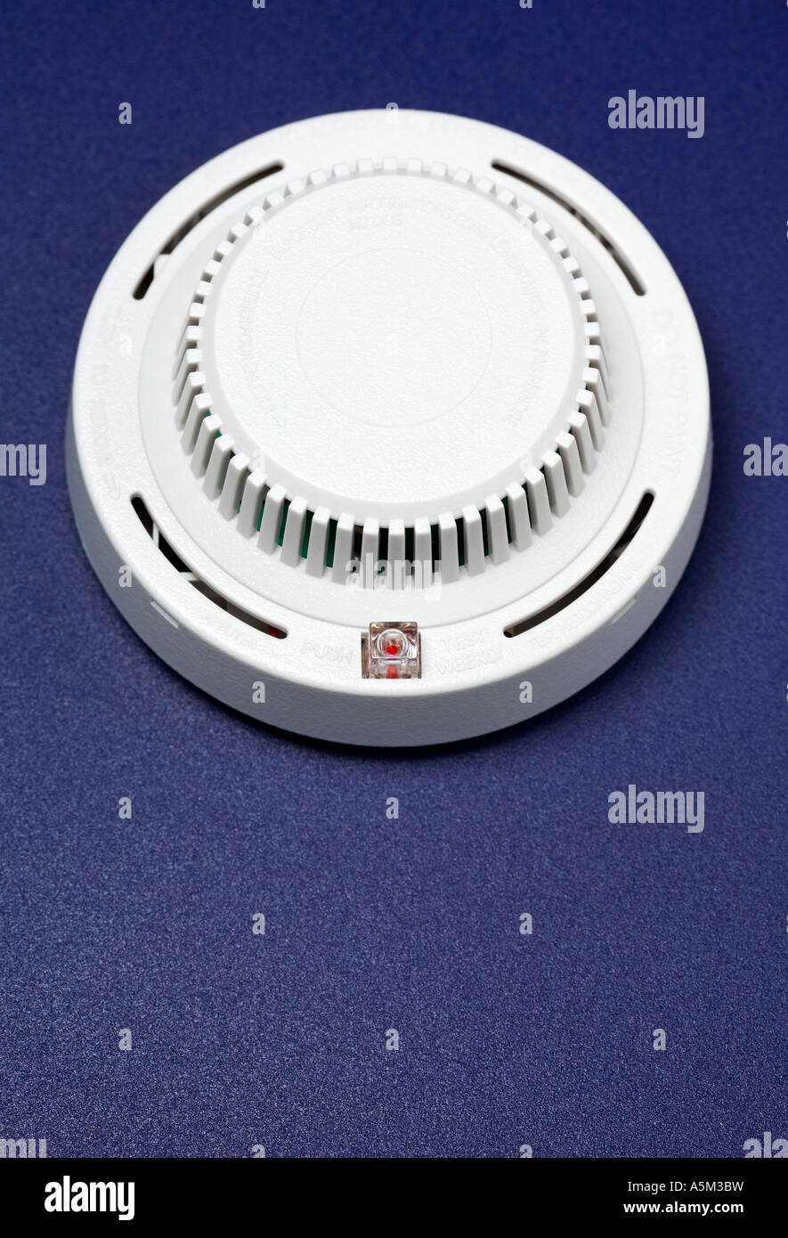 Generic smoke and fire alarm detector Stock Photo - Alamy