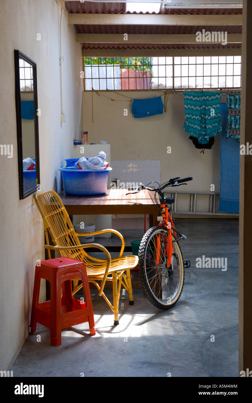 Penang malaysia backpacking travel hi-res stock photography and images ...