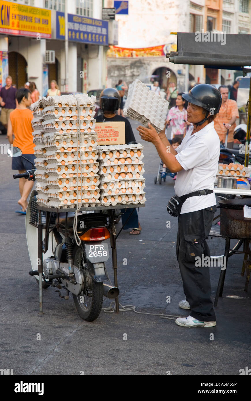 Load eggs hi-res stock photography and images - Alamy