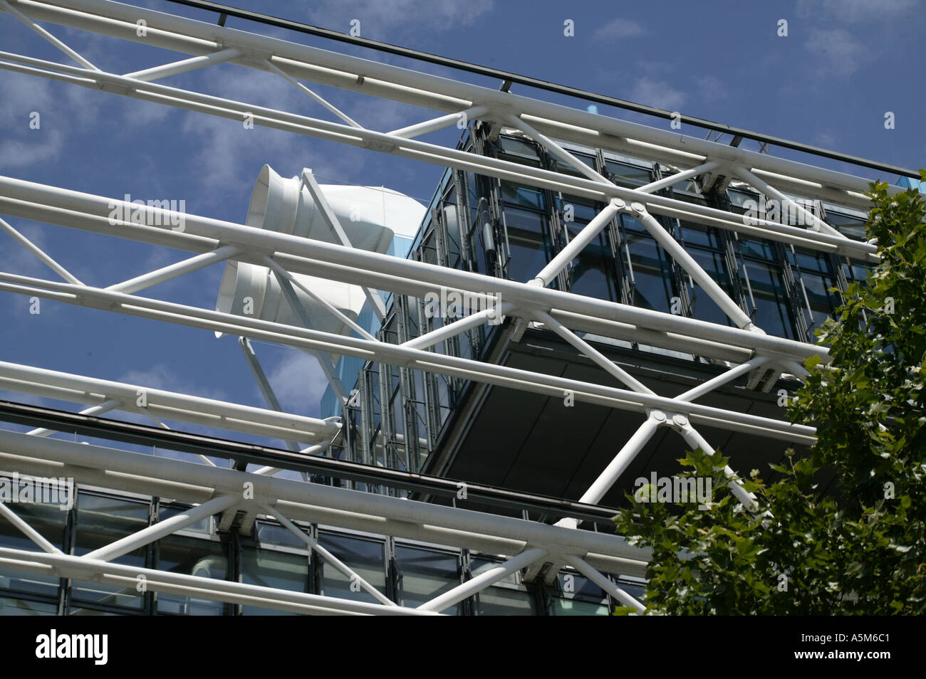 External ducting hi-res stock photography and images - Alamy