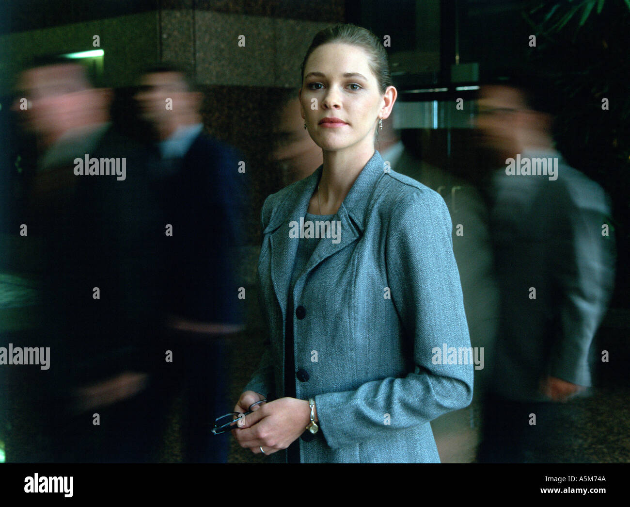 Office lobby crowded hi-res stock photography and images - Alamy