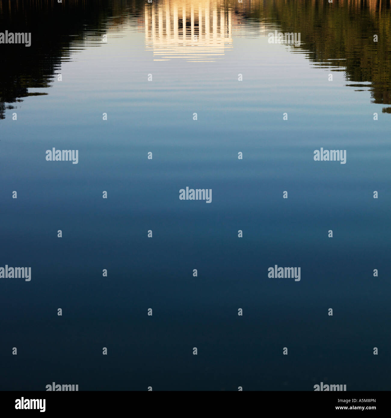 Lincoln Memorial reflected in water in Washington DC USA Stock Photo ...