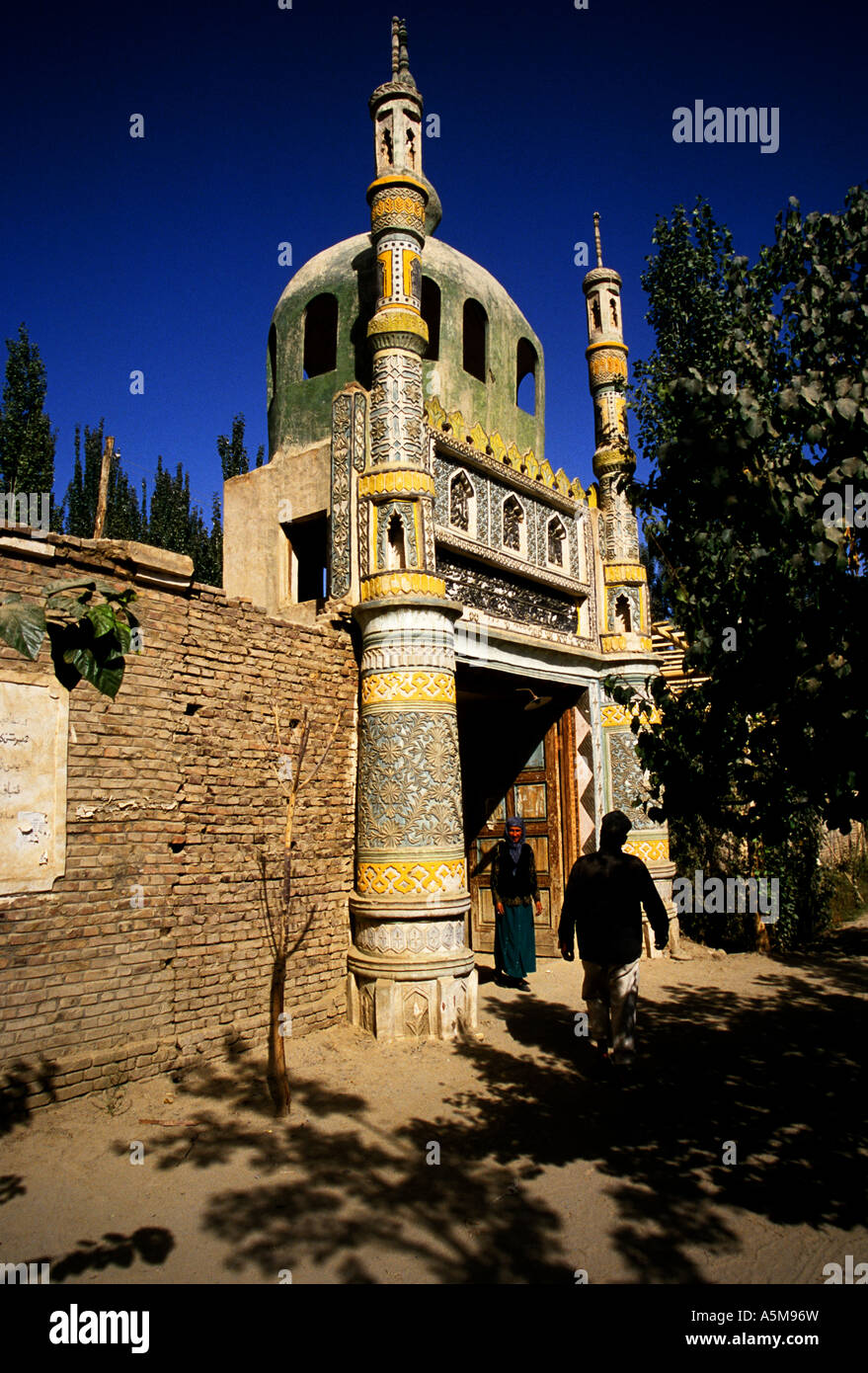 Rural mosques hi-res stock photography and images - Alamy