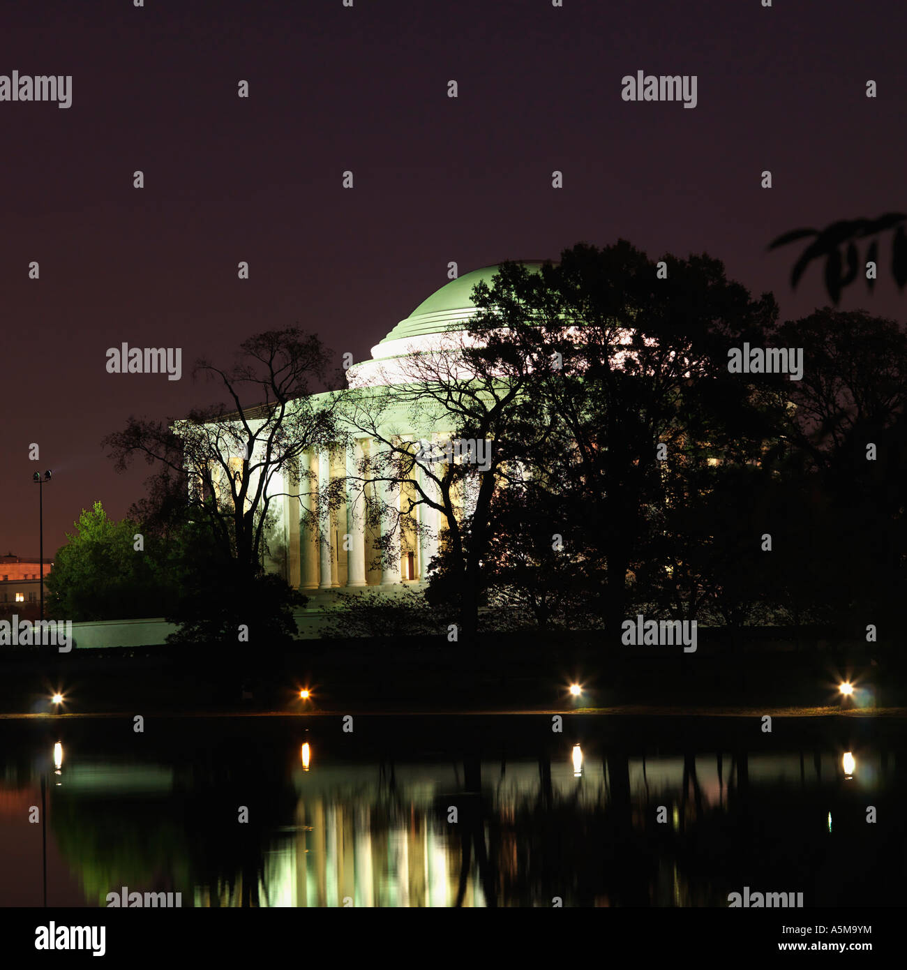 Jefferson Memorial at night in Washington DC USA Stock Photo - Alamy