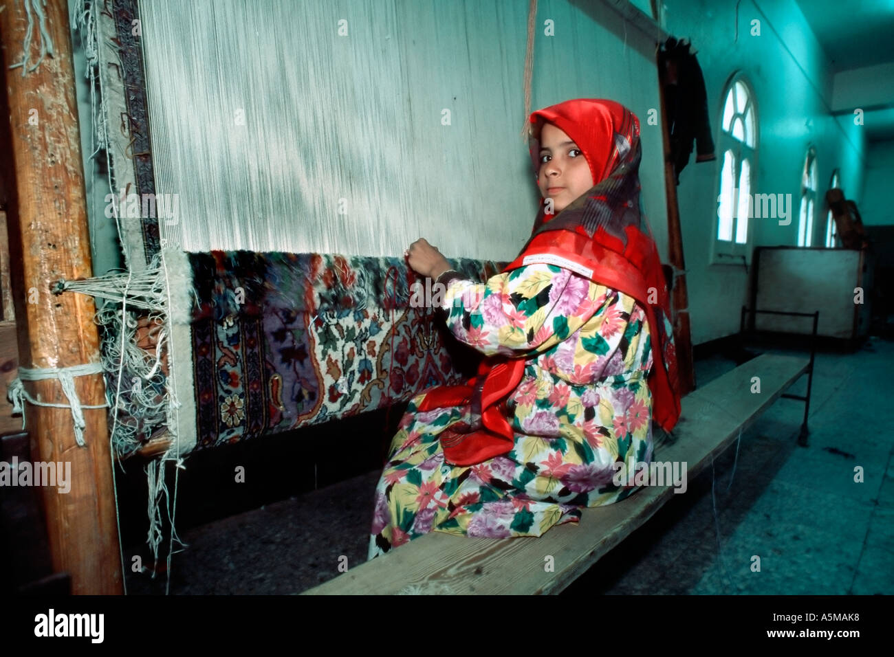 Saqqhrah, Egypt, Young Female Child Working in Carpet Factory Child ...