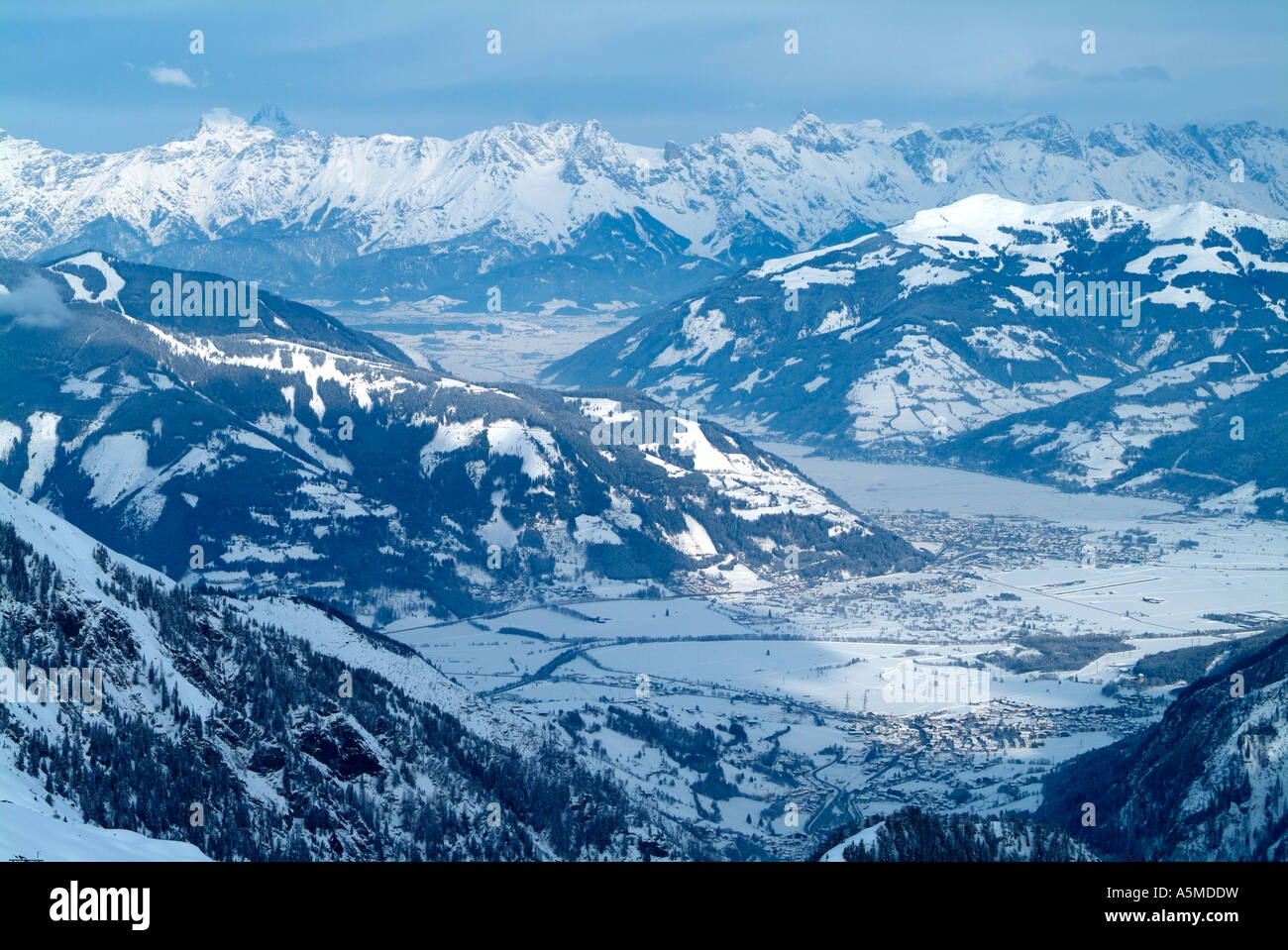 Gletscherjet 2 cable car Kaprun Austria Stock Photo - Alamy