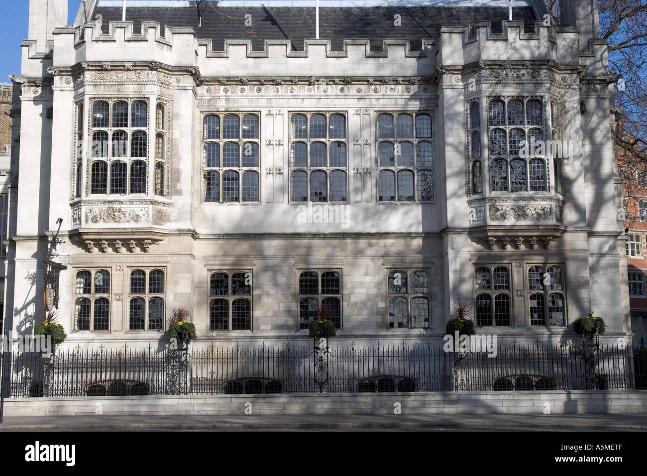 Two temple place two temple place london hi-res stock photography and ...