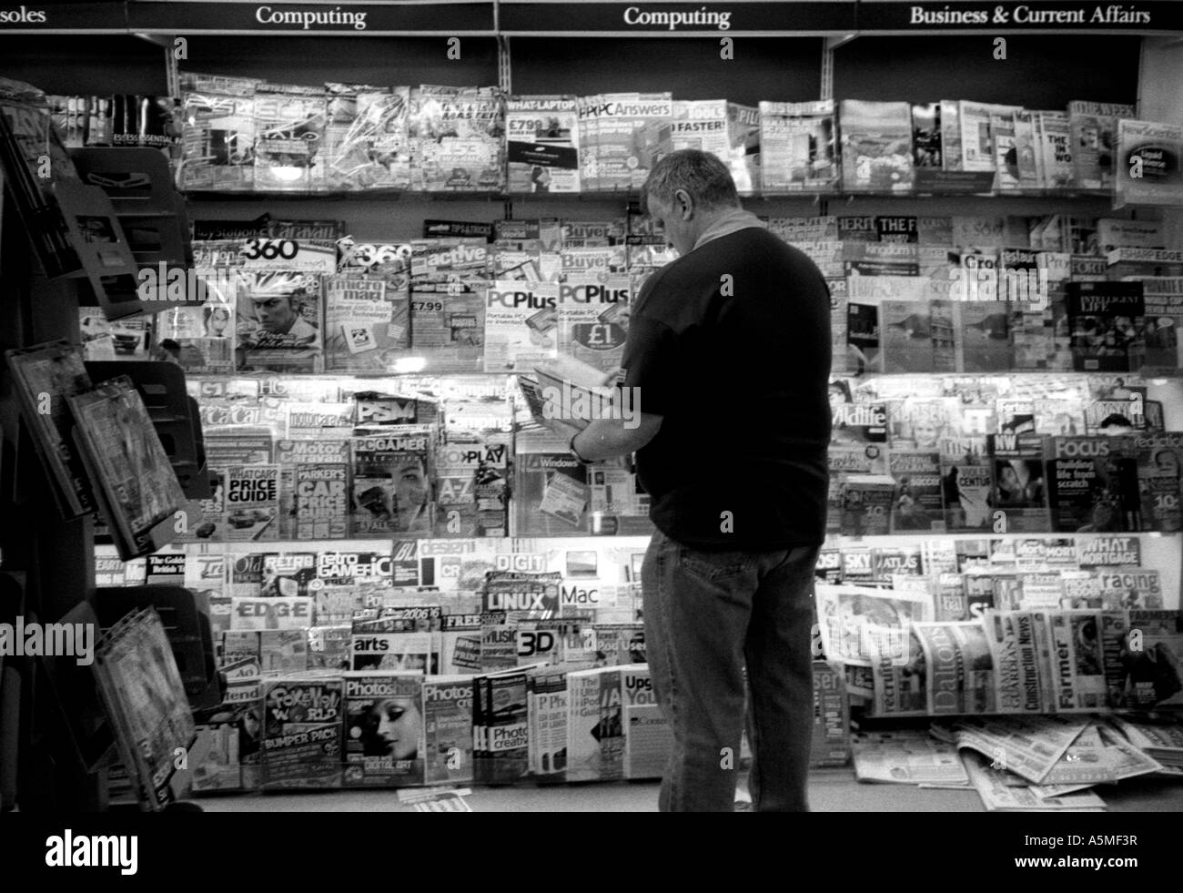 Reading High Street Chain High Resolution Stock Photography and Images ...