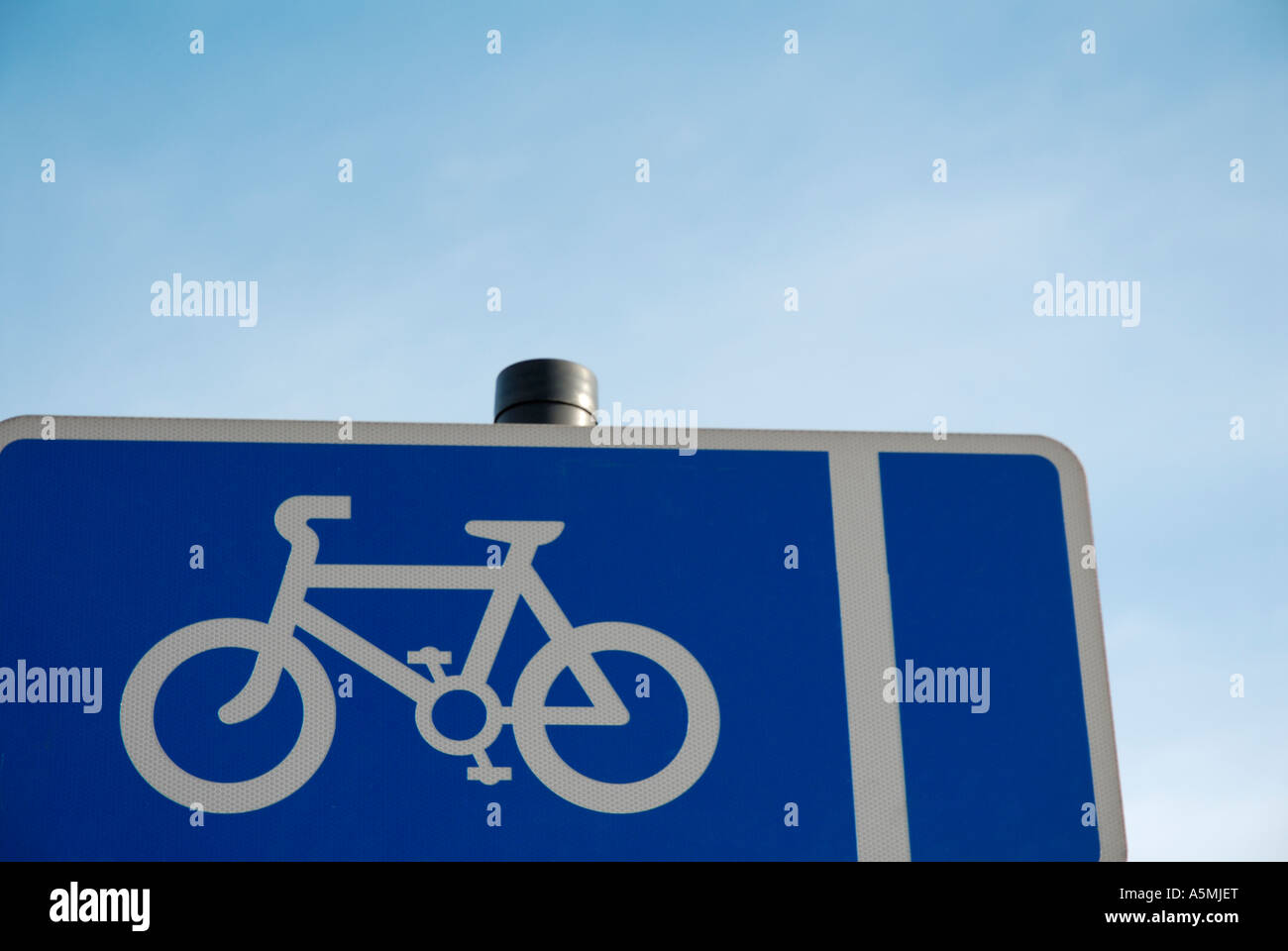 Bicycle Sign, London, United Kingdom Stock Photo - Alamy