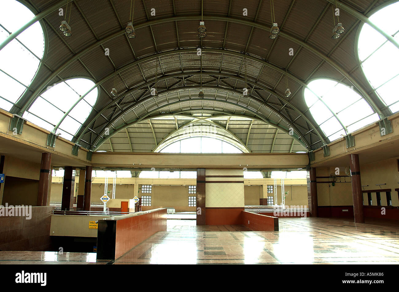 Modern new Kopar khairne Railway Station Navi Mumbai Vashi Bombay ... Modern new Kopar khairne Railway Station Navi Mumbai Vashi Bombay ...