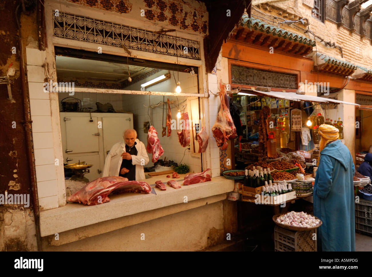 Medieval butcher shop hi-res stock photography and images - Alamy