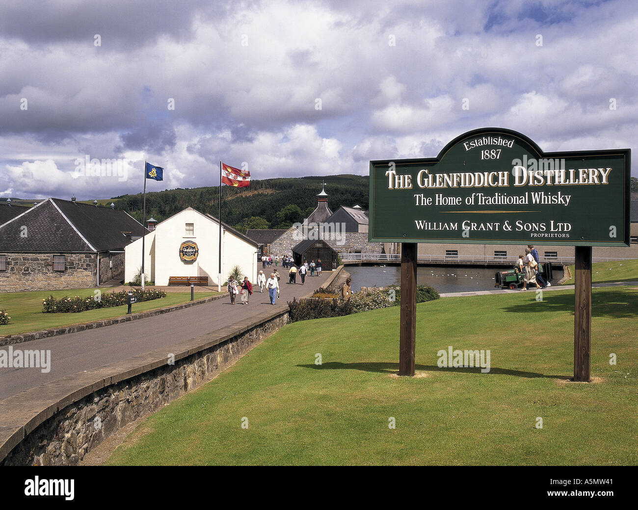 The Glenfiddich Distillery Dufftown Scotland Stock Photo - Alamy