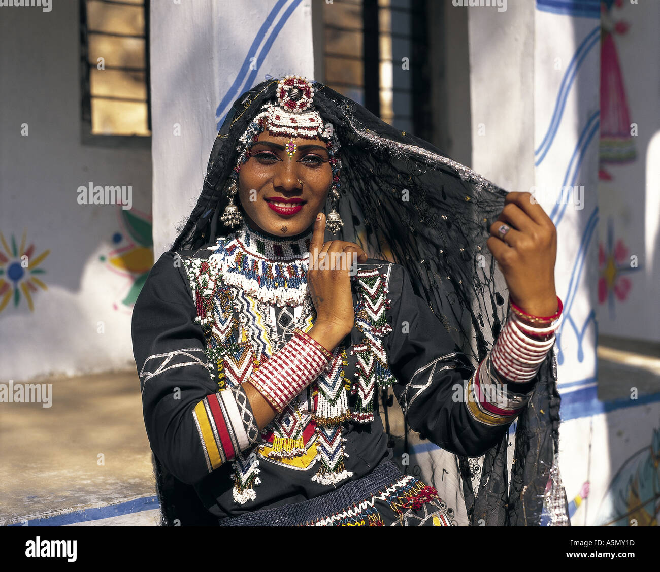 Kalbeliya nomad tribe hi-res stock photography and images - Alamy